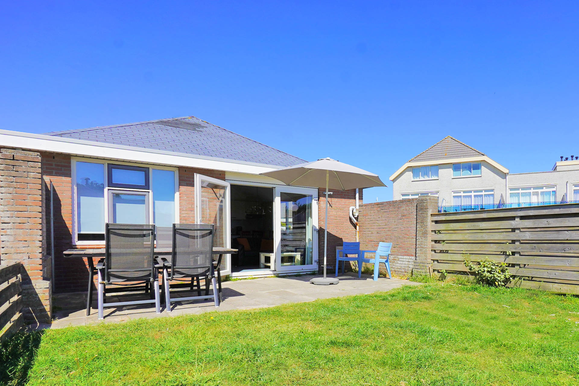 Seinpost 7 moderne vakantiewoning in Callantsoog, LekkerNaarZee